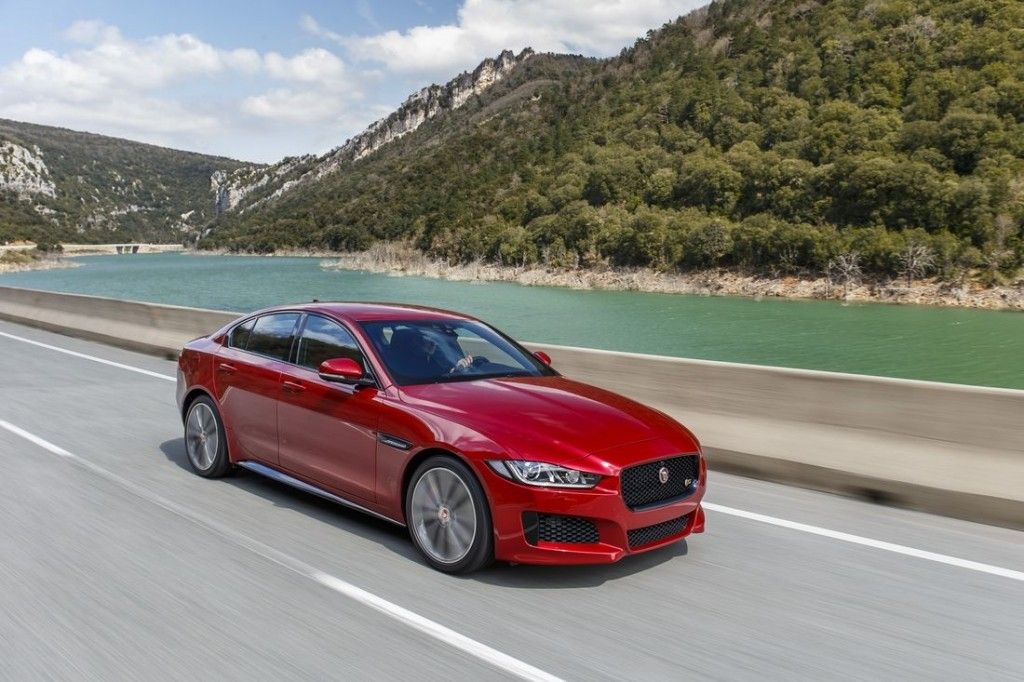 Jaguar XE S Italian Racing Red (2015) - Galerie prasowe - Galeria ...