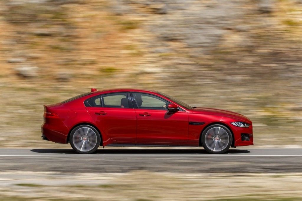 Jaguar XE S Italian Racing Red (2015) - Galerie prasowe - Galeria ...