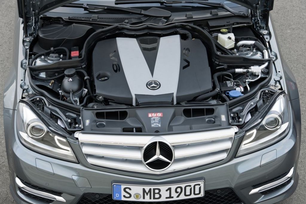 Mercedes C 300 CDI 4MATIC W204 kombi Facelifting - Galerie prasowe ...