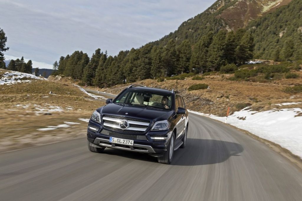 Mercedes GL 500 (X166) 4MATIC - Galerie prasowe - Galeria • AutoCentrum.pl