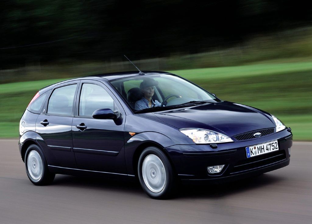 Ford Focus 2001 - Galerie prasowe - Galeria • AutoCentrum.pl