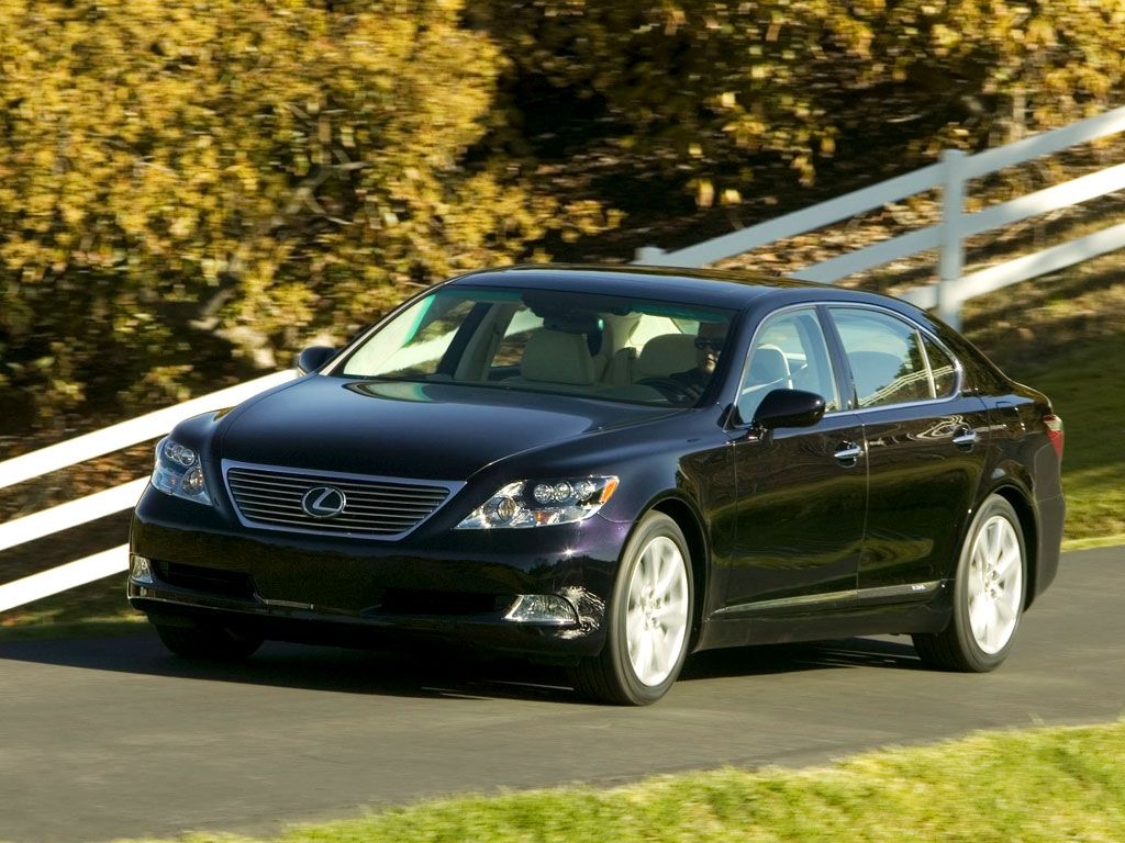 Lexus LS 600h - Galerie prasowe - Galeria • AutoCentrum.pl