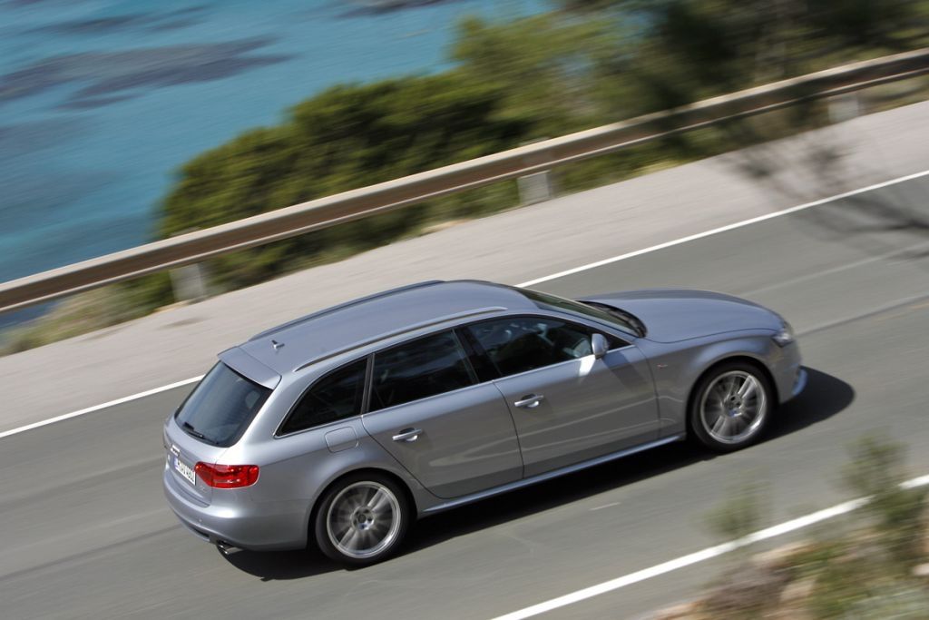 Audi A4 B8 Avant S-Line - Galerie prasowe - Galeria • AutoCentrum.pl