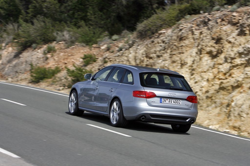 Audi A4 B8 Avant S-Line - Galerie prasowe - Galeria • AutoCentrum.pl