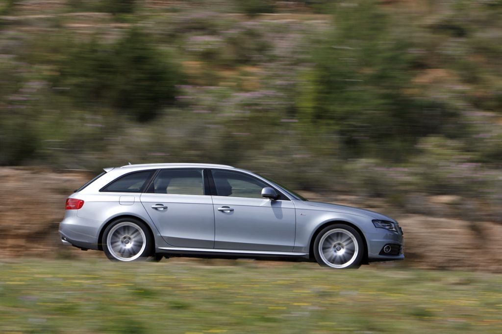 Audi A4 B8 Avant S-Line - Galerie prasowe - Galeria • AutoCentrum.pl