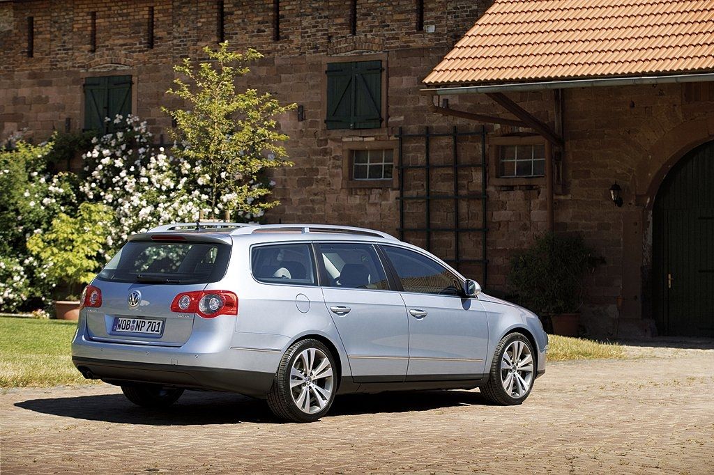 Volkswagen Passat Variant 2005 - Galerie prasowe - Galeria • AutoCentrum.pl