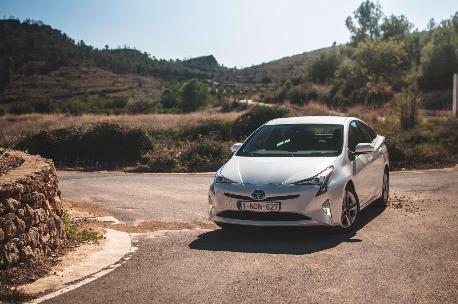 Toyota Prius IV - galeria redakcyjna - Galerie redakcyjne - Galeria ...