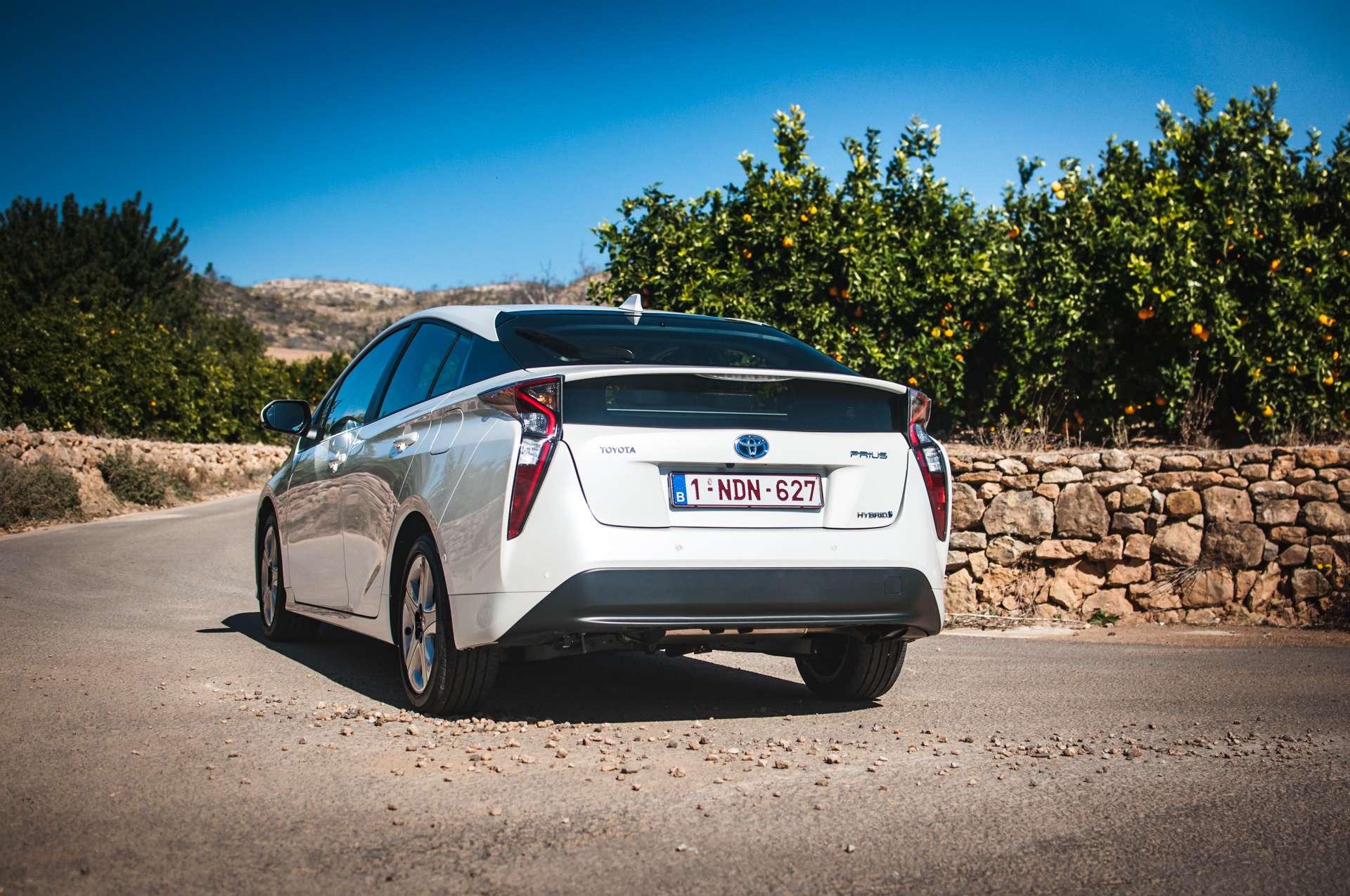 Toyota Prius IV - galeria redakcyjna - Galerie redakcyjne - Galeria ...