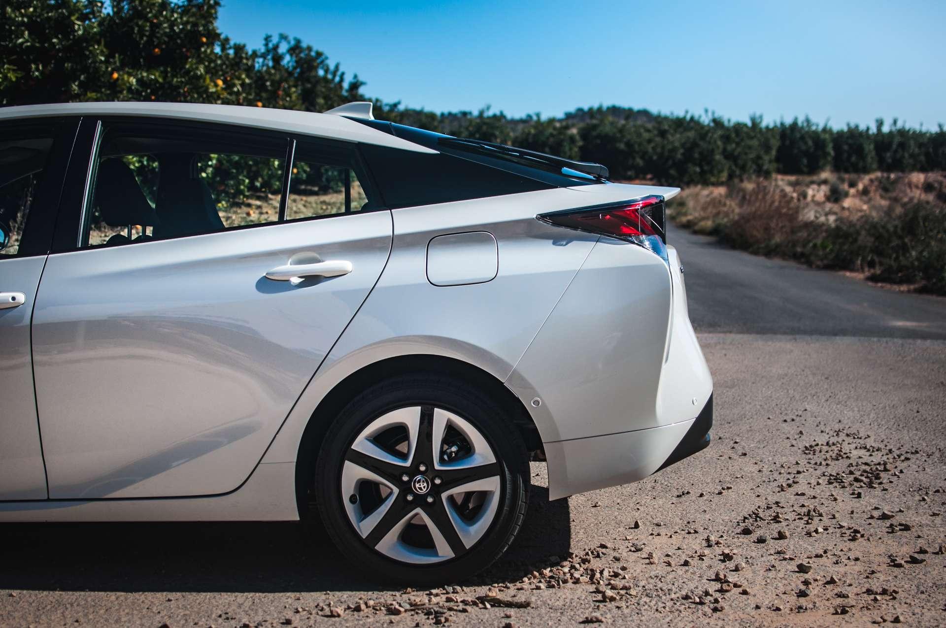 Toyota Prius IV - galeria redakcyjna - Galerie redakcyjne - Galeria ...