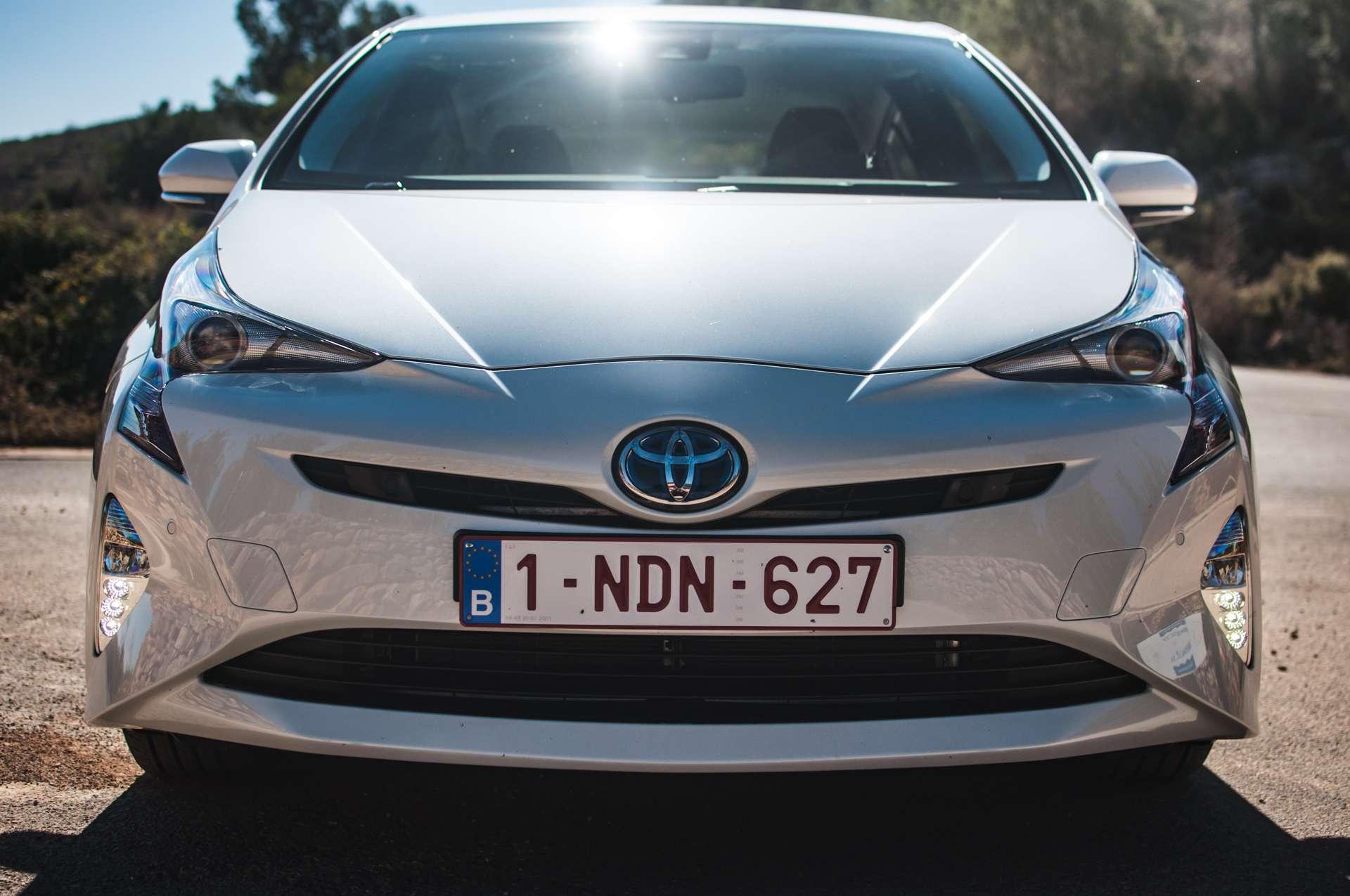 Toyota Prius IV - galeria redakcyjna - Galerie redakcyjne - Galeria ...