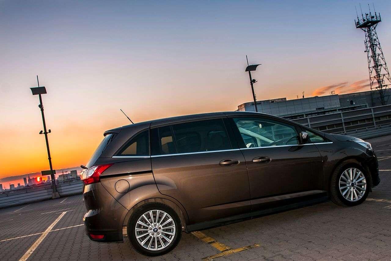 Ford Grand C-Max (2016) - galeria redakcyjna - Galerie redakcyjne ...