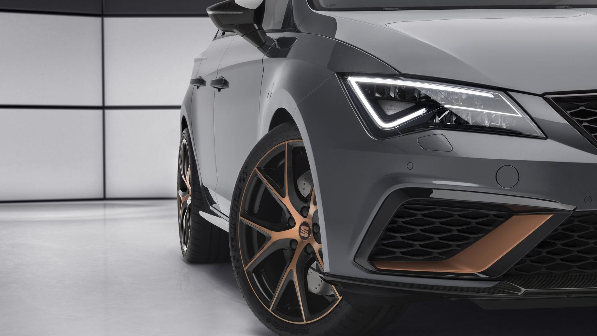 Seat Leon Cupra R ST (2018) - Galerie prasowe - Galeria • AutoCentrum.pl
