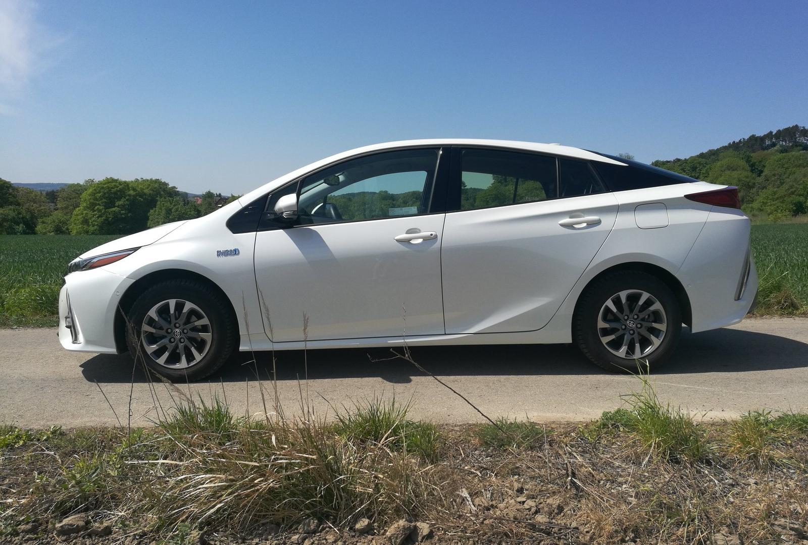 Toyota Prius Plug-in - galeria redakcyjna (2) - Galerie redakcyjne ...