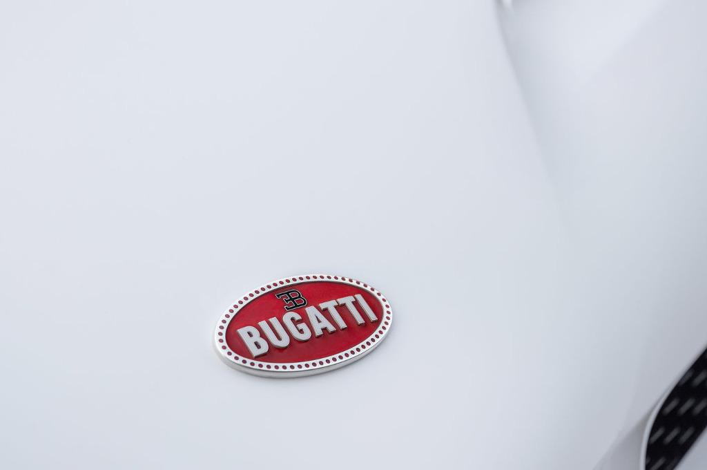 Bugatti Centodieci - Galerie prasowe - Galeria • AutoCentrum.pl