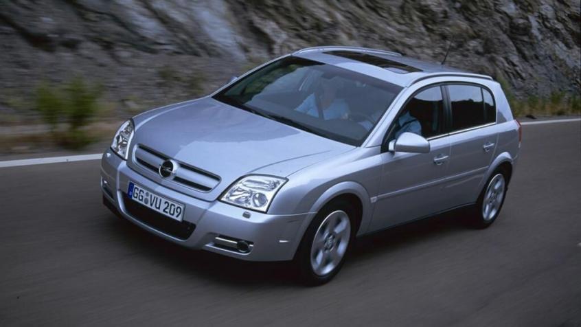 Opel Signum - modele, dane, silniki, testy • AutoCentrum.pl