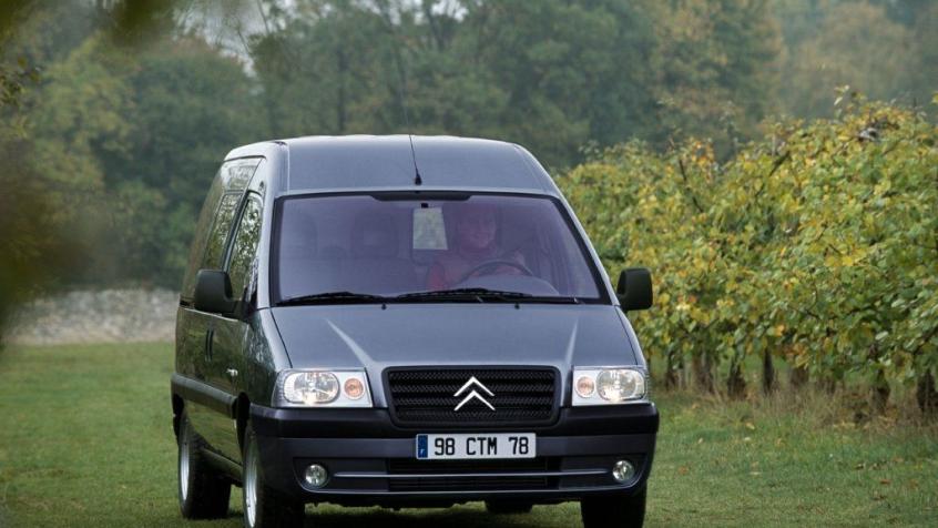 Citroen Jumpy • Dane techniczne • AutoCentrum.pl