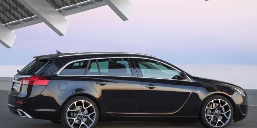 Opel Insignia OPC Kombi - Galerie prasowe - Galeria • AutoCentrum.pl
