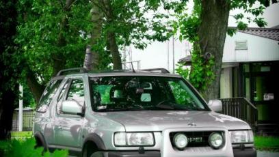 Opel Frontera B - silniki, dane, testy • AutoCentrum.pl