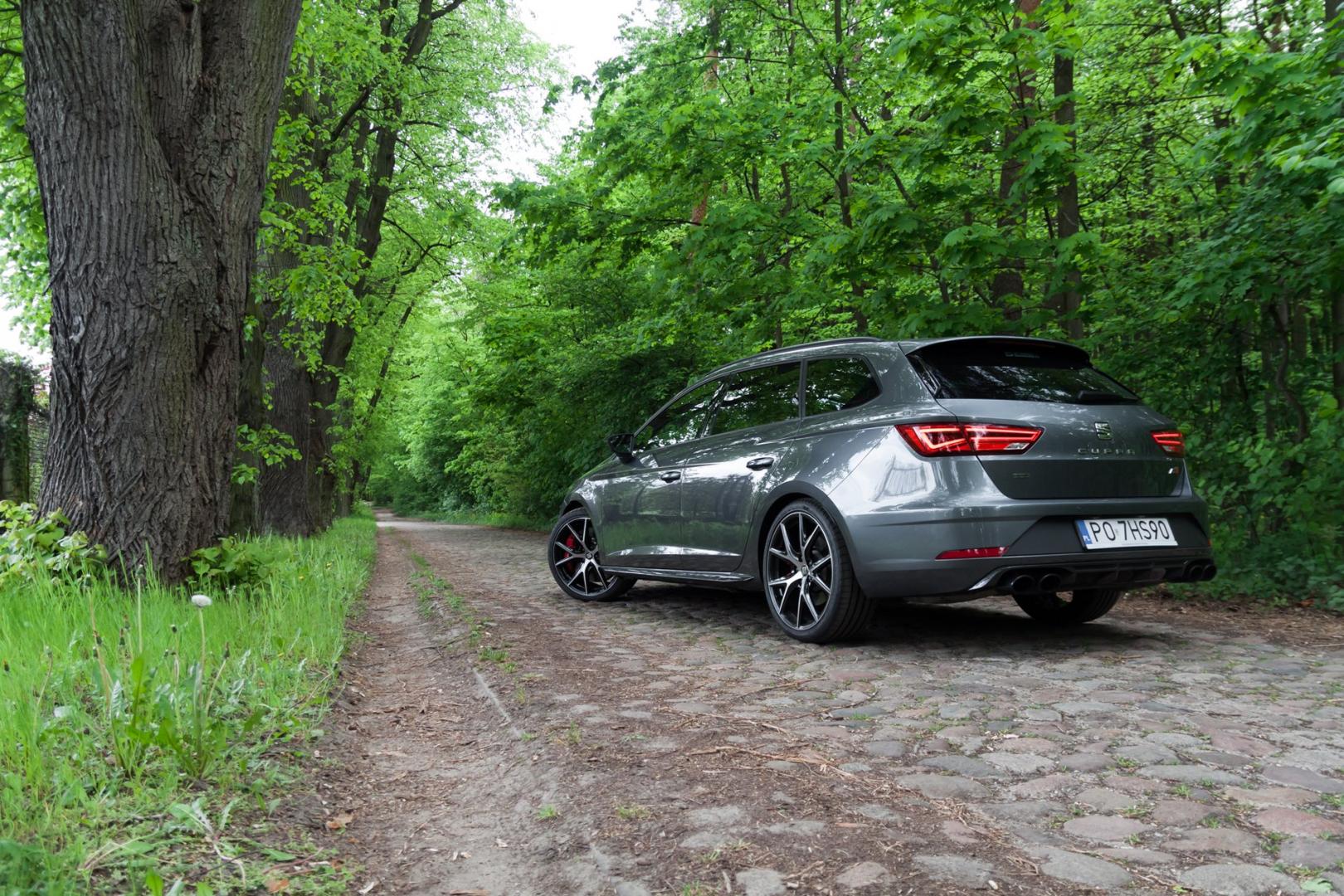 Seat Leon ST Cupra 370 Carbon - galeria redakcyjna - Galerie redakcyjne ...