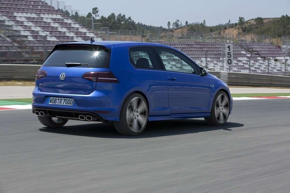 Volkswagen Golf R - 300-konny rodzinny hatchback • AutoCentrum.pl