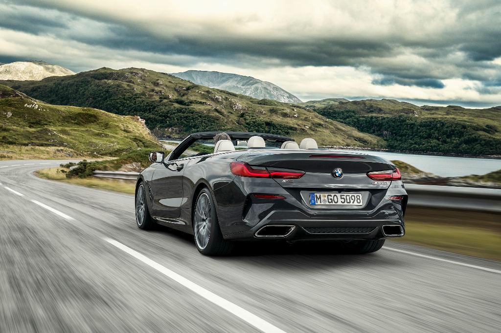 Flagowe BMW seria 8 także bez dachu • AutoCentrum.pl